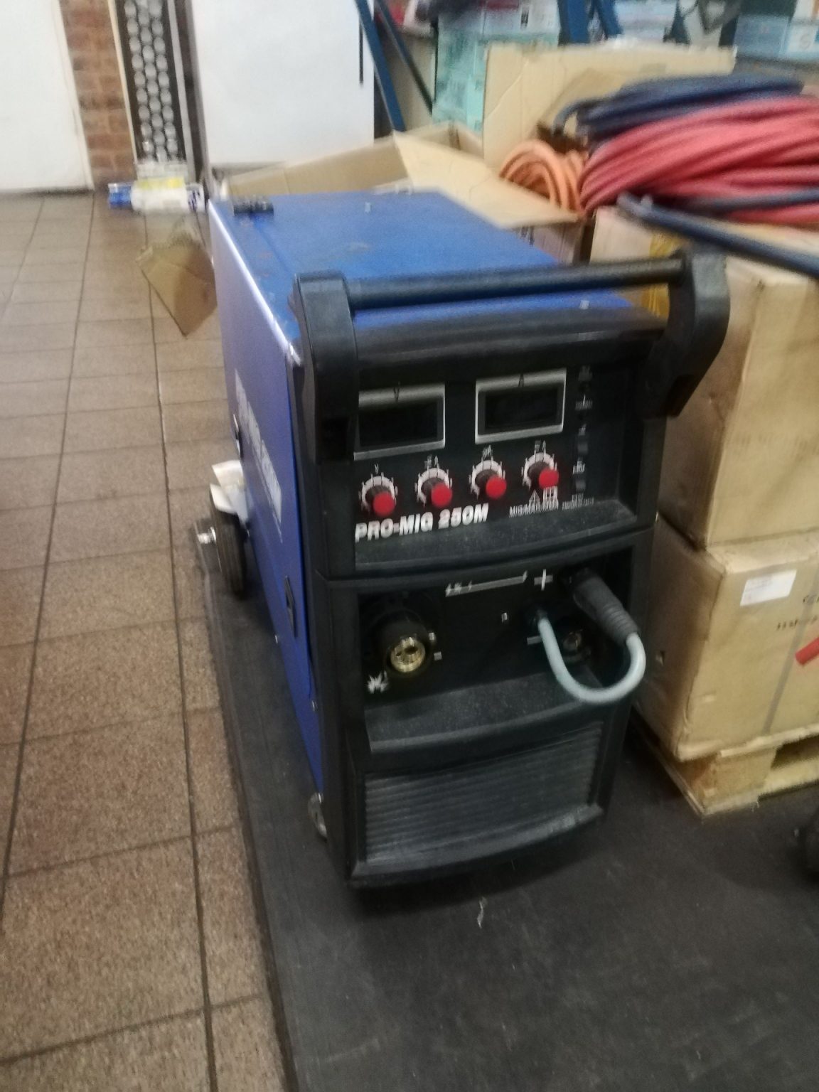 Promax 250A – Arcweld & Equipment - Pretoria 012 3861418